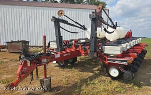 SOLD - 1996 White 6180 Lot No. DR4442 Planting with 16 Rows | Tractor Zoom