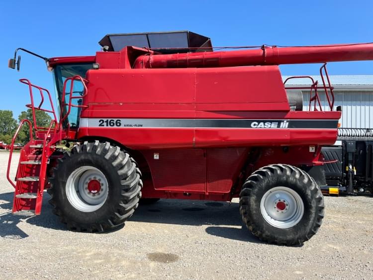 1996 Case IH 2166 Combines Class 5 for Sale | Tractor Zoom