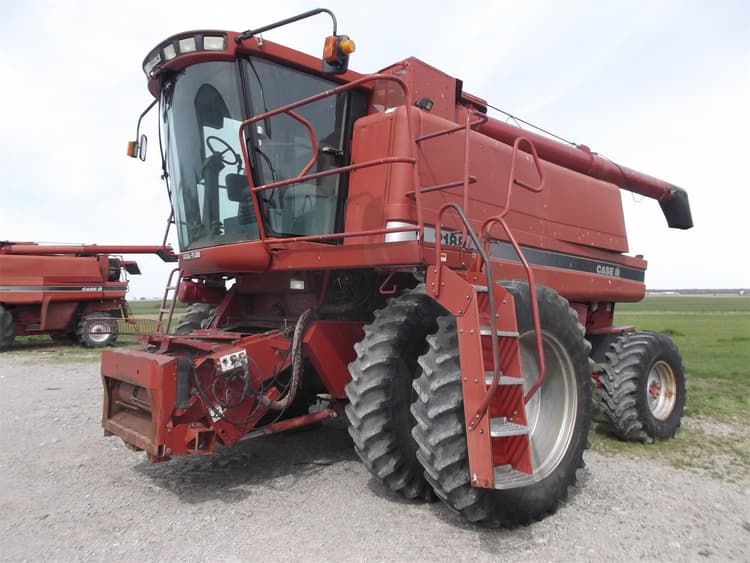 1996 Case IH 2188 Combines Class 5 for Sale | Tractor Zoom