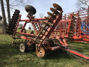 SOLD - 1996 Case IH 3900 Lot No. 13 Tillage with 24 ft | Tractor Zoom