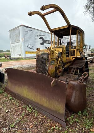1996 Caterpillar D4H XL Lot No. EJ3692 Construction For Sale with 7,717 ...