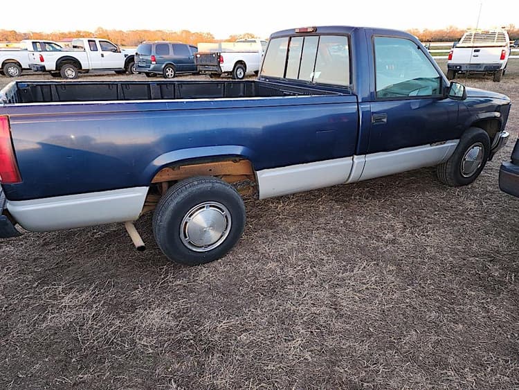 1996 Chevrolet GMT400 Other Equipment Vehicles for Sale | Tractor Zoom