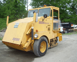 SOLD - 1996 Elgin Pelican Other Equipment | Tractor Zoom