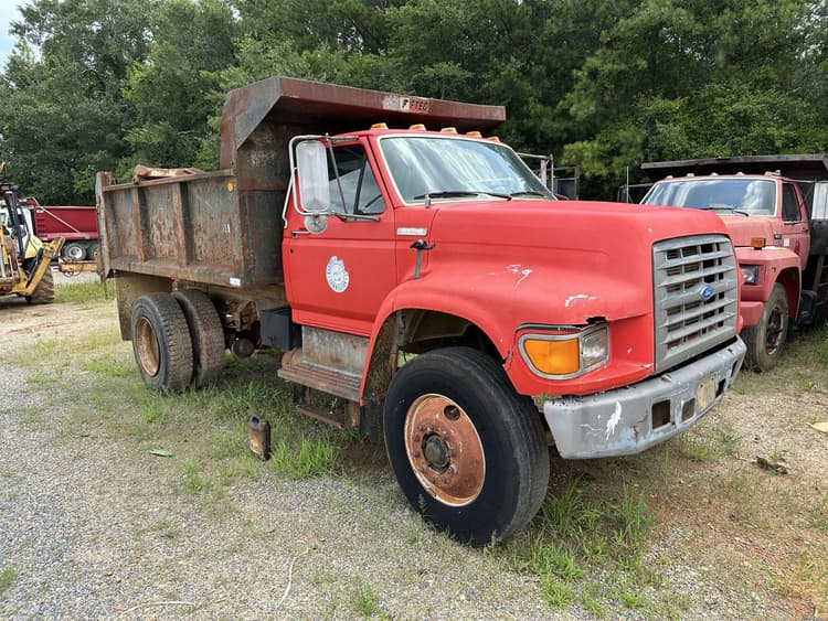 1996 Ford F-800 Other Equipment Trucks for Sale | Tractor Zoom