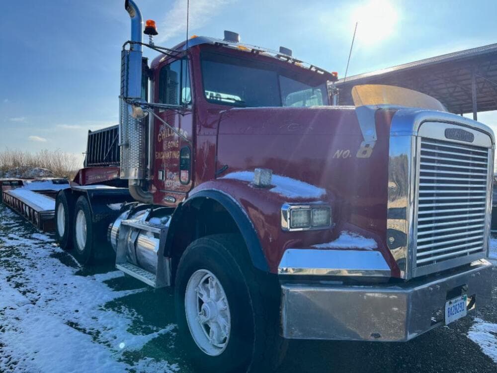 1996 Freightliner FLD120SD Other Equipment Trucks for Sale | Tractor Zoom