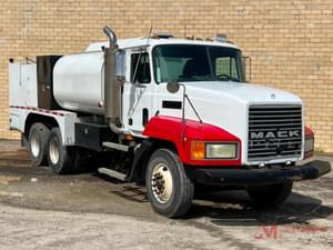 SOLD - 1996 Mack CH600 Lot No. 12758 Other Equipment with 22,390 mi | Tractor Zoom