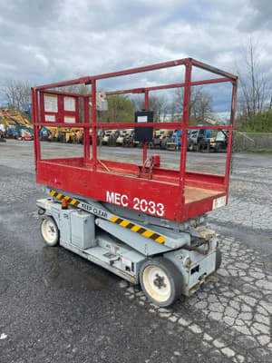 SOLD - 1996 MEC 2033 Lot No. 382 Construction with --- Hrs | Tractor Zoom