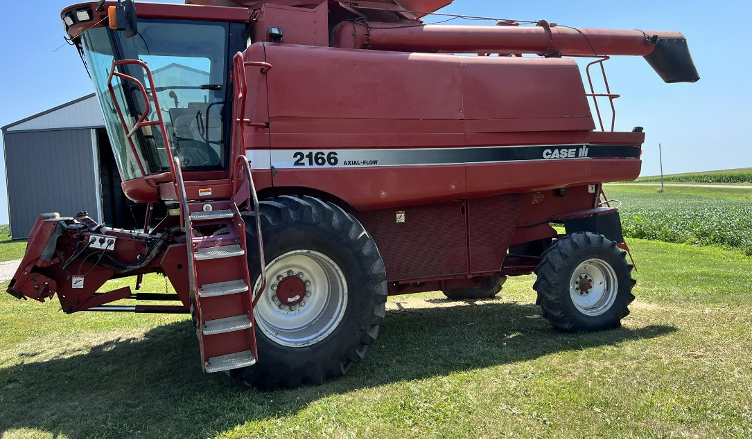 SOLD - 1997 Case IH 2166 Lot No. dfbdf5e9-1432-11ed-9544-0246304ce823 ...