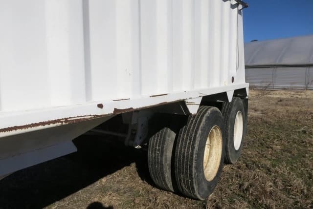 1997 CPS Hopper Bottom Lot No. 261 Ag Trailers For Sale with 40 Ft ...