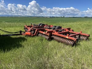 SOLD - 1997 Farmhand UM43 Lot No. 8919 Tillage with 24 ft | Tractor Zoom