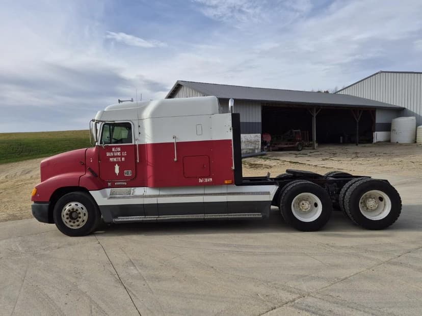1997 Freightliner FLD120 Lot No. 10023 Other Equipment For Sale with ...