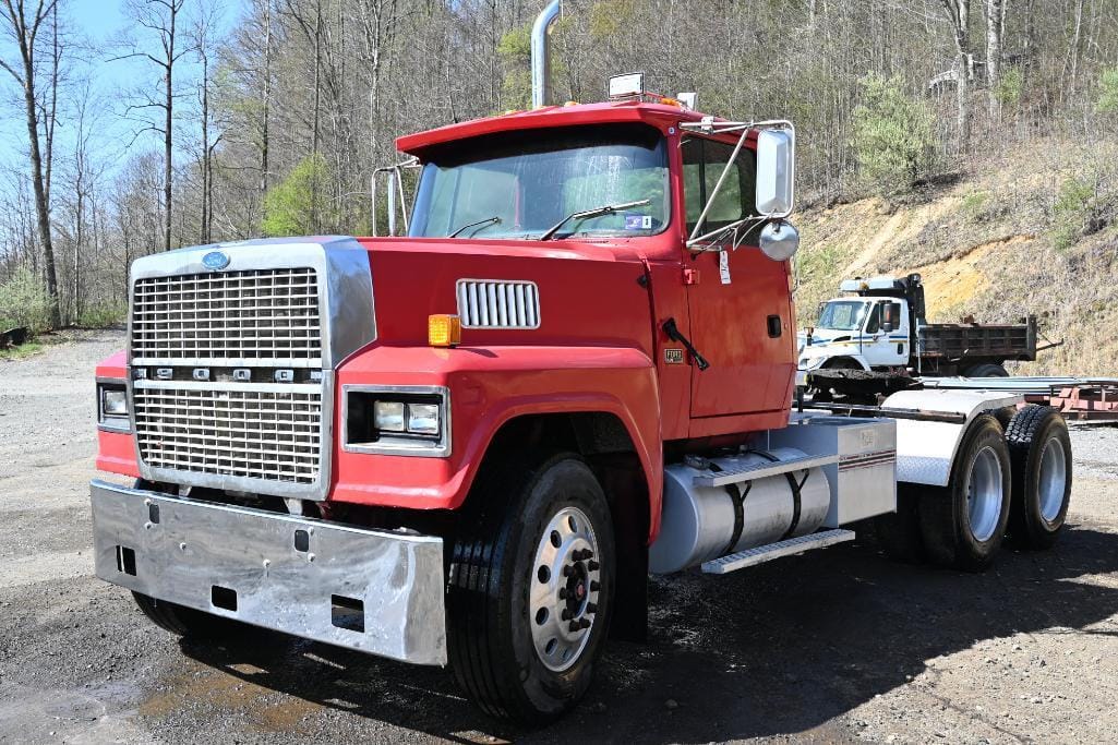 SOLD - 1997 Ford LTL9000 Other Equipment with 760,452 mi | Tractor Zoom