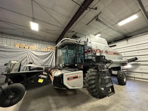 1997 Gleaner R72 Lot No. 8564 Combines For Sale with 2,924 Hrs ...