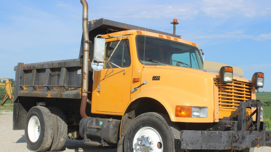SOLD - 1997 International 4900 Lot No. 65a61a8f-129a-11ed-9544 ...