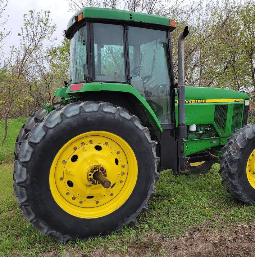 1997 John Deere 7810 Tractors 175 to 299 HP for Sale | Tractor Zoom