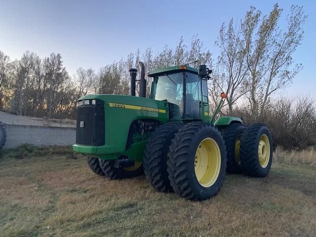 SOLD - 1997 John Deere 9200 Tractors 300 to 424 HP | Tractor Zoom