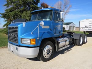 1997 Mack CH613 Other Equipment For Sale with 501,292 mi | Tractor Zoom