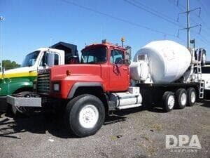 1997 Mack RD690S Mixer Truck (LLD878) Other Equipment For Sale with ...