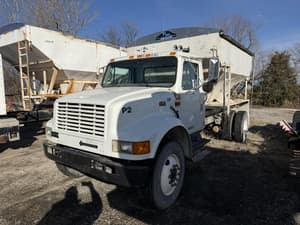 SOLD - 1997 International 4900 Lot No. 501 Other Equipment with --- mi ...
