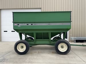 SOLD - 1997 Unverferth 325 Stock No. 01404394 EK1 Harvesting with 400 ...