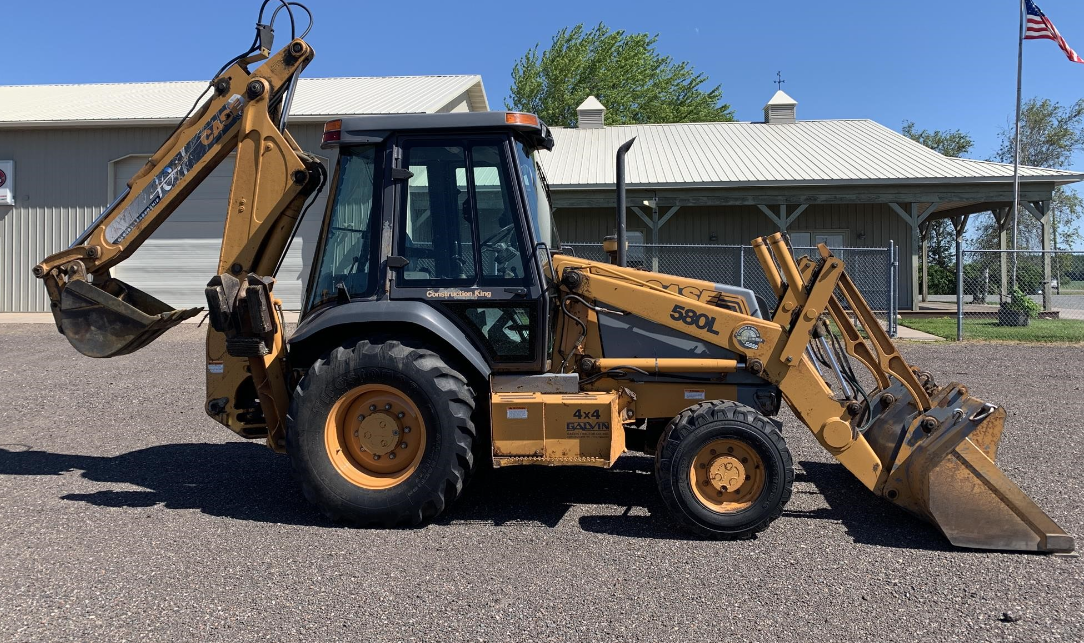 SOLD - 1998 Case 580L Lot No. 1a7a4d6d-14f1-11ed-9544-0246304ce823 Construction with 5,297 Hrs ...
