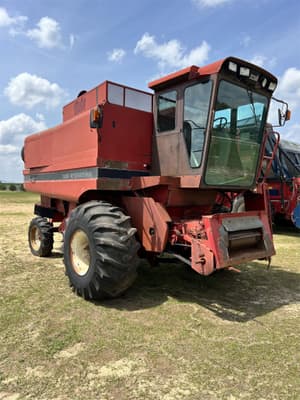 SOLD - 1998 CASE IH 1660 Stock No. JJC0039026 Combines with 4,500 Hrs ...