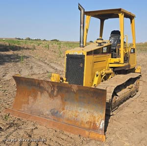 1998 Caterpillar D4C Lot No. EE7816 Construction For Sale with 7,554 ...