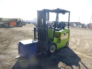 SOLD - 1998 Clark ECG25 Lot No. 3301 Construction with --- Hrs ...