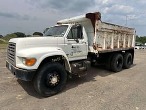 SOLD - 1998 Ford FT900 Lot No. 7927 Other Equipment with --- mi ...