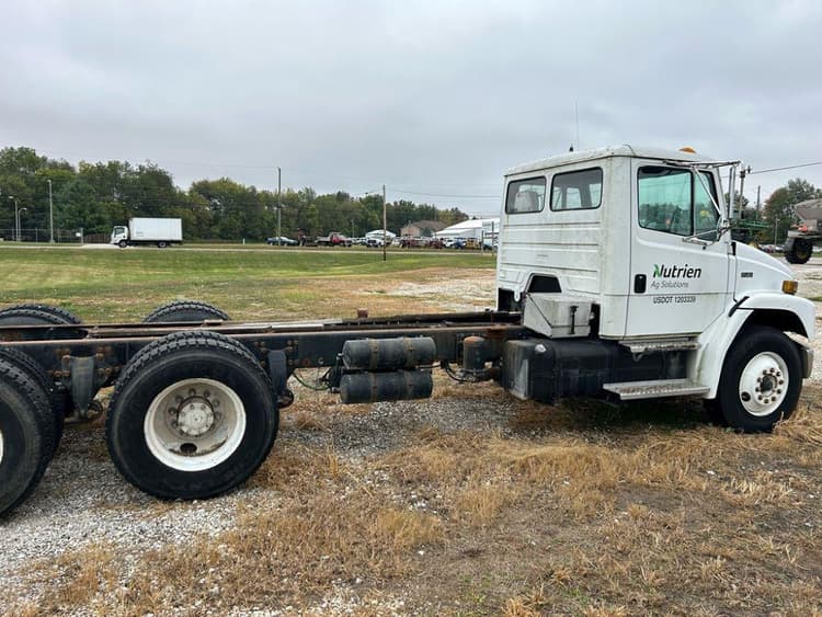 1998 Freightliner FL80 Other Equipment Trucks for Sale | Tractor Zoom
