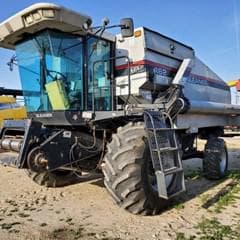 SOLD - 1998 Gleaner R62 Stock No. 198579 Combines with 4,609 Hrs ...