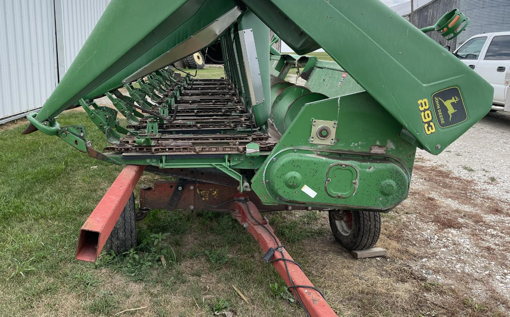 SOLD - 1998 John Deere 893 Lot No. 1eef5f15-1ffc-11ed-8bec-0246304ce823 ...