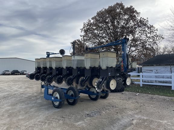 1998 Kinze 2500 Planting Planters for Sale | Tractor Zoom