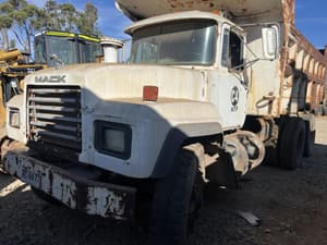 1998 Mack RD688SX Lot No. 447689 Other Equipment For Sale with 213,463 ...