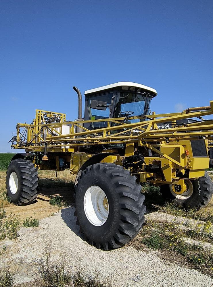SOLD - 1998 Ag-Chem RoGator 854 Chemical Applicators Sprayers - Self ...