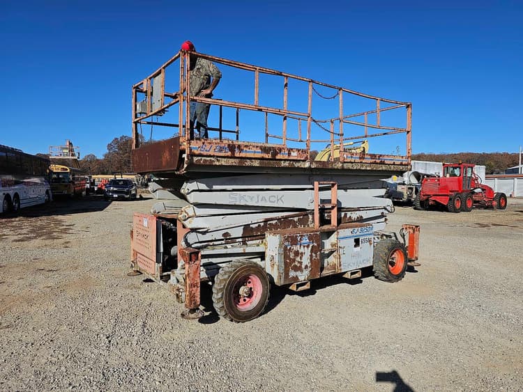 1998 Sky Jack SJ9250 Construction Aerial Lifts for Sale | Tractor Zoom