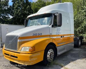SOLD - 1998 Volvo VN semi truck Other Equipment with --- mi | Tractor Zoom