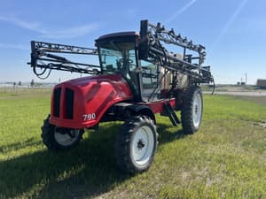 SOLD - 1999 Apache 790 Lot No. 13818 Chemical Applicators with 2,962 ...