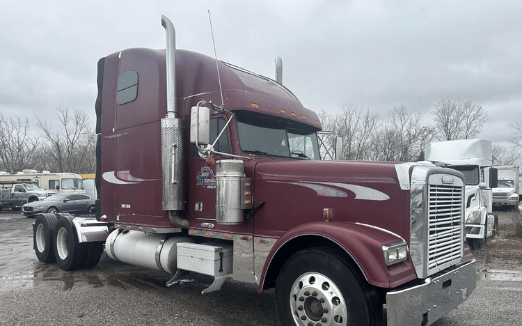 1999 Freightliner FLD132 Classic XL Other Equipment Trucks for Sale ...