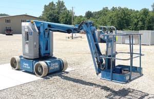 SOLD - 1999 Genie Z-30/20N Lot No. 17157 Construction with 1,607 Hrs ...