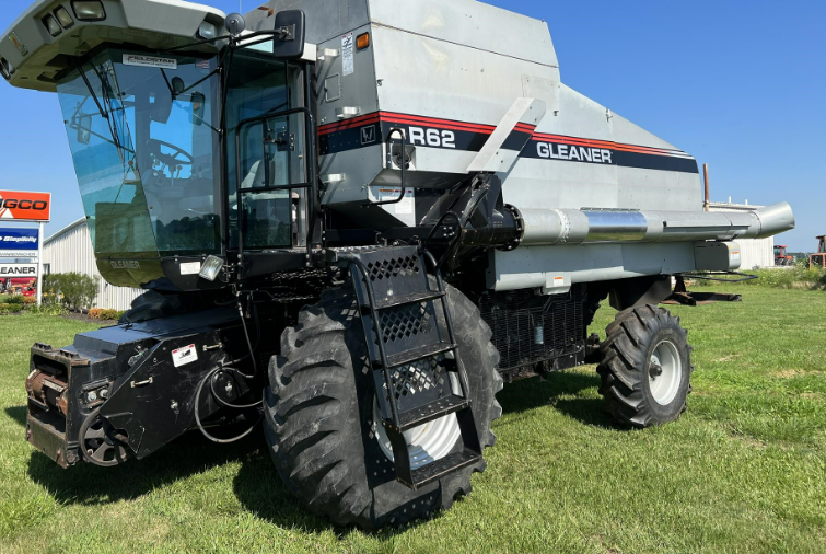 SOLD - 1999 Gleaner R62 Lot No. e24eab1c-129b-11ed-9544-0246304ce823 ...