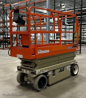 SOLD - 1999 JLG 2032E2 Lot No. DW2376 Construction with 448 Hrs ...
