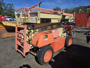SOLD - 1999 JLG 3369E Lot No. 582228 Construction with --- Hrs ...