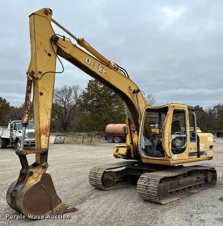 SOLD - 1999 John Deere 120 Construction Excavators | Tractor Zoom