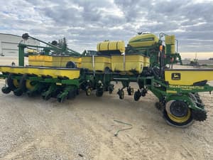 SOLD - 1999 John Deere 1770 Stock No. 59036 Planting with 16 Rows ...