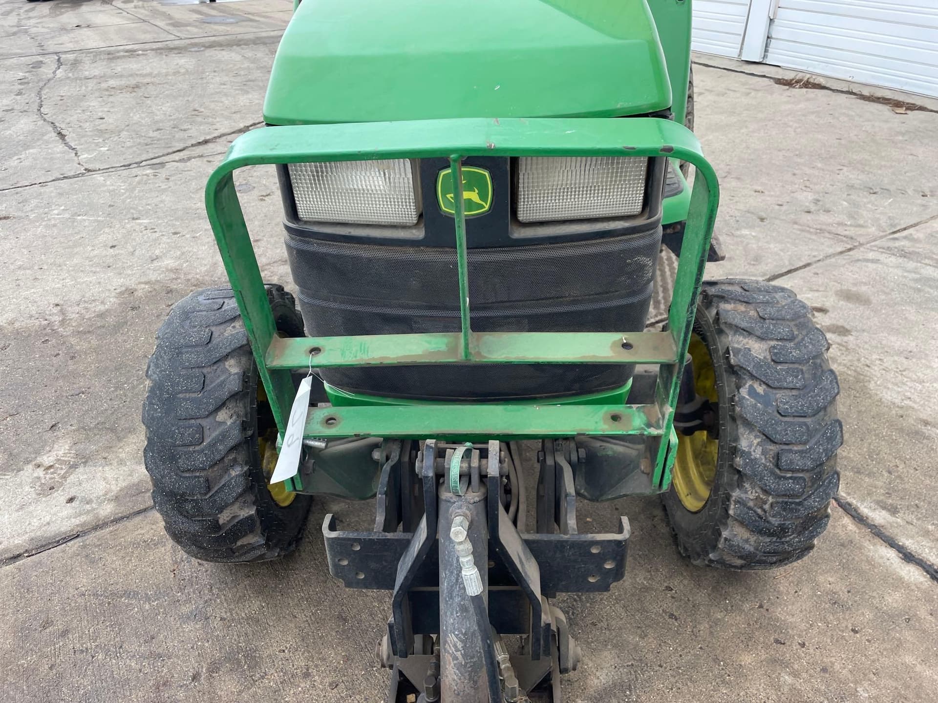 Tractor Zoom - 1999 John Deere 4200