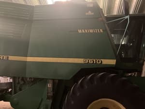 SOLD - 1999 John Deere 9610 Combines Stock No. 118200 | Tractor Zoom