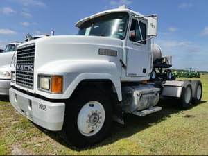 SOLD - 1999 Mack CH613 Lot No. 42 Other Equipment with 130,771 mi | Tractor Zoom