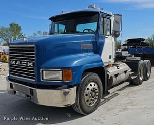 SOLD - 1999 Mack CH613 Other Equipment with 432,438 mi | Tractor Zoom