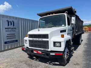 1999 Mack CS200P Other Equipment For Sale with 97,523 mi | Tractor Zoom